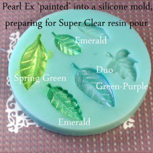 Two Different Ways To Use Epoxy Pigment Powder - Resin Obsession