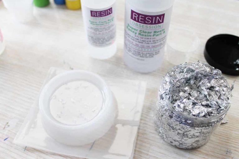 A 5-Step Guide Of How To Make A Resin Paperweight - Resin Obsession