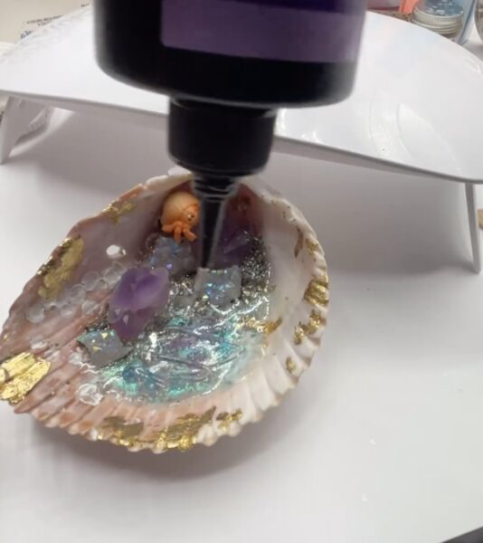 How to Make UV Resin Bubbles Tutorial - Resin Obsession