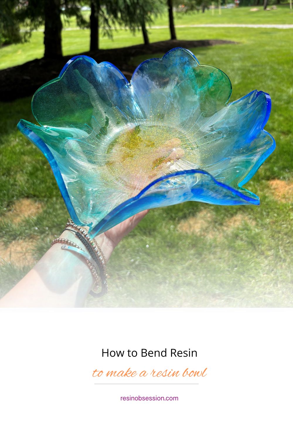 Bend it Like Resin: How to Bend Resin to Create a Resin Bowl - Resin ...