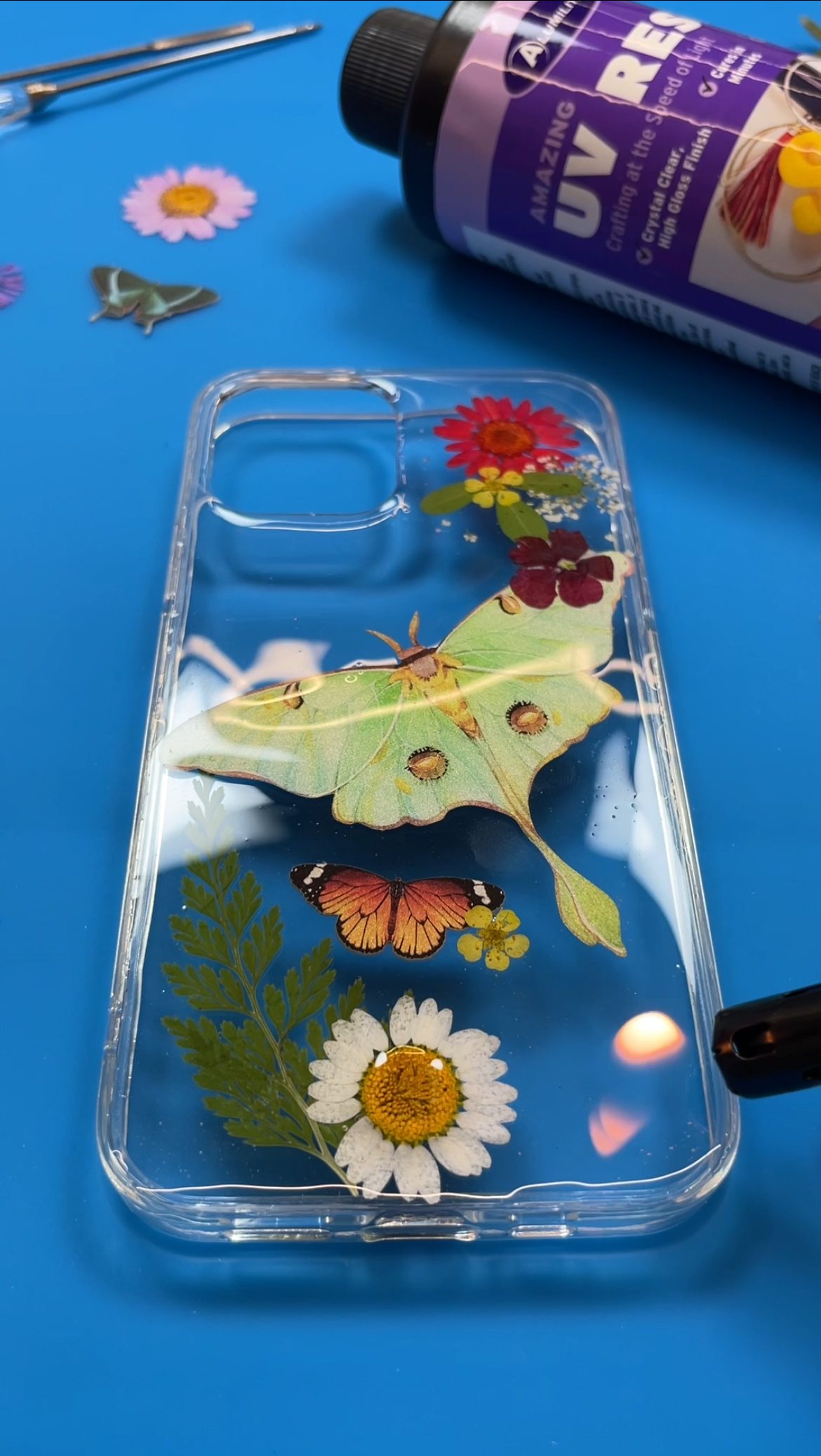 How to Make a UV Resin Phone Case - Resin Obsession