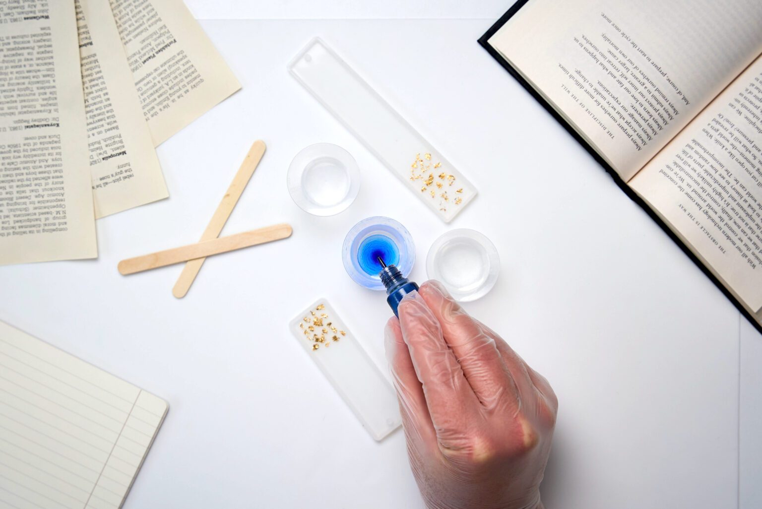 Create your own Custom Epoxy Bookmark - Resin Obsession